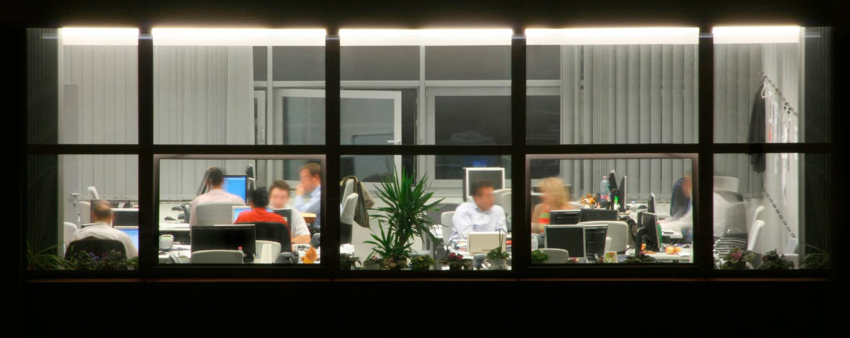 Overtime Pay in Ontario: The 44-Hour Rule | Achkar Law